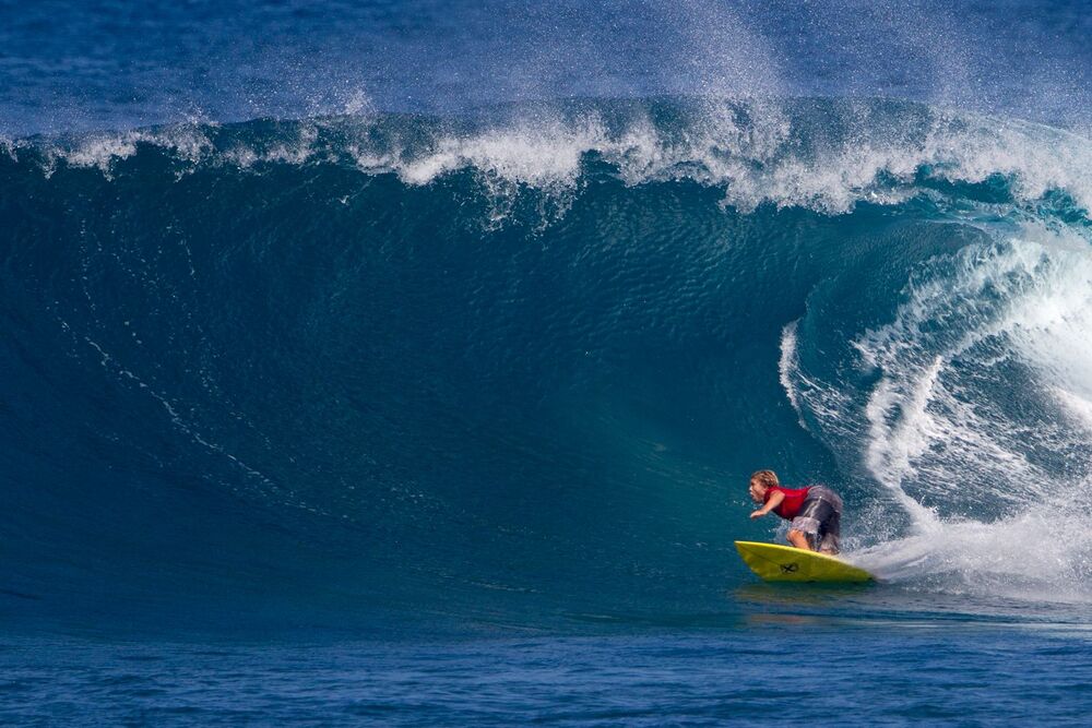 KEONI YAN WINS MAIDEN WSL TITLE AT SUNSET PRO | Surf News Network