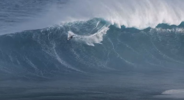 Surfing XL Jaws (4K Raw) Black Friday Swell | Surf News Network
