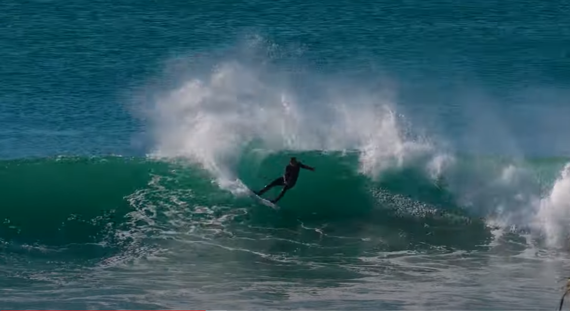 J-BAY KEYHOLE PADDLE OUT INTO A PUMPING SESSION WITH BIG CREW! | Surf ...